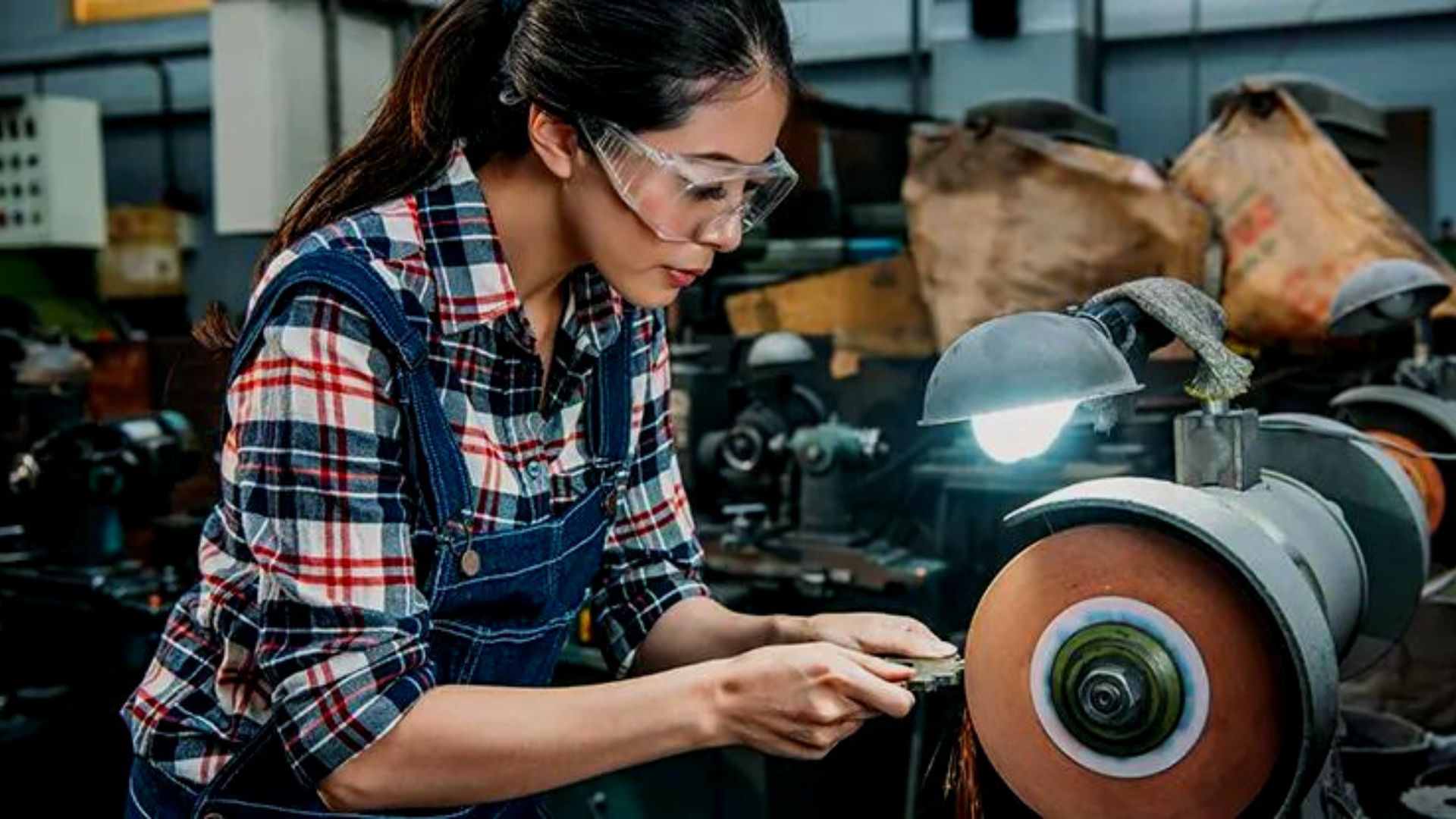 Uso de elementos de protección visual | Passos